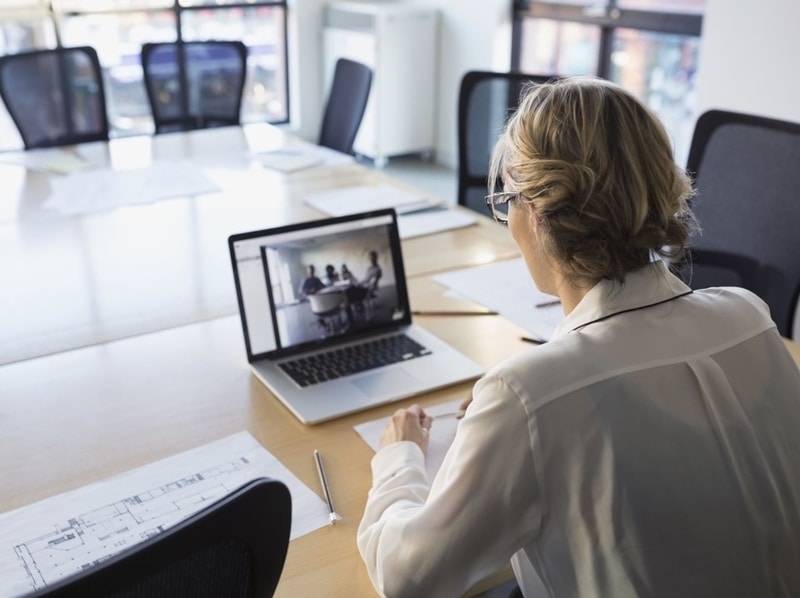 Combine Cisco Jabber and desk phones - RSconnect